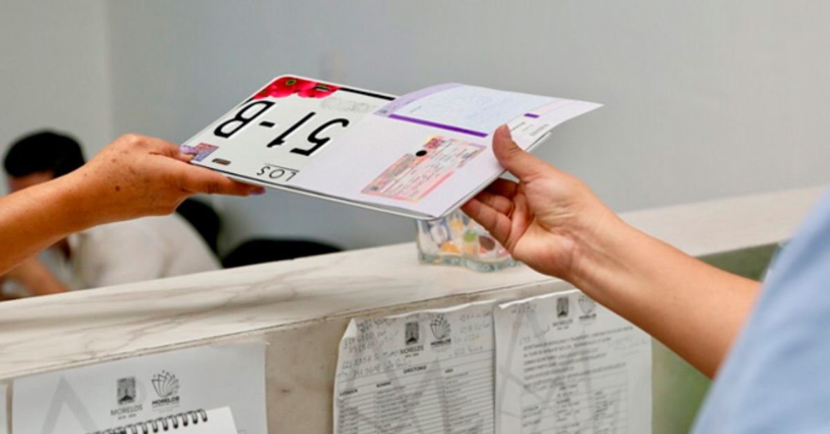 Llegan a Morelos las placas, tarjetas de circulación